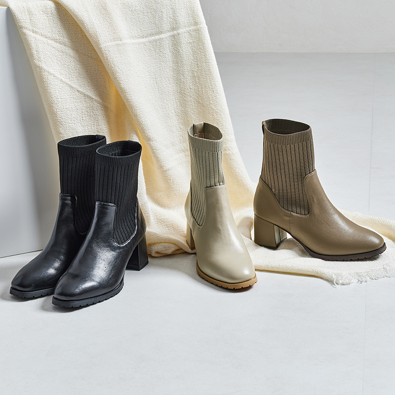 Square Toe Knit Heel Boots
