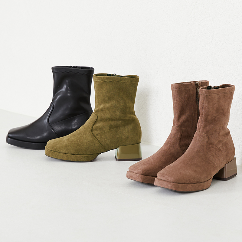 Platform Stretch Boots