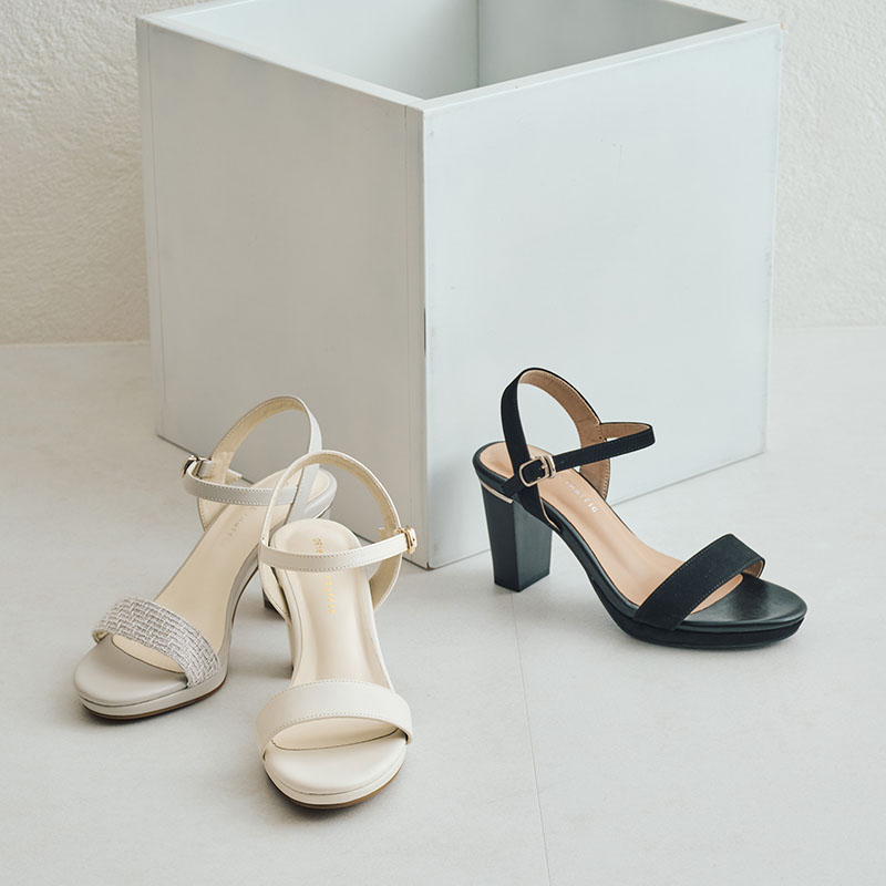 Round Toe Line Heel Sandals